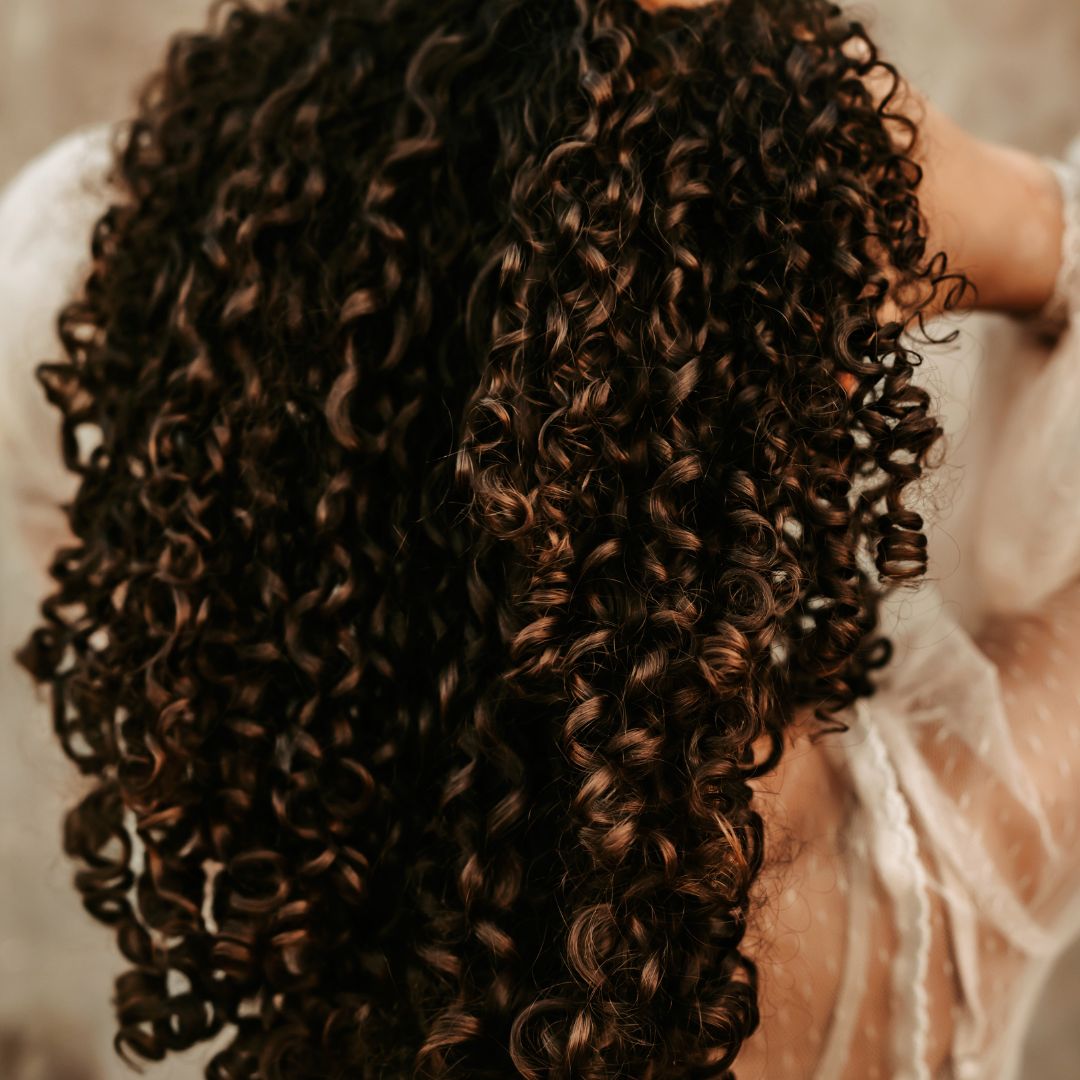 Wavy vs. Curly Hair: Understanding the Differences and Why It Doesn't ...